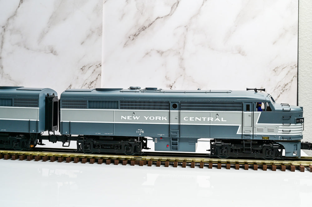 Lionel New York Central FA‑2 AA (Two Powered) | LEGACY | O Scale
