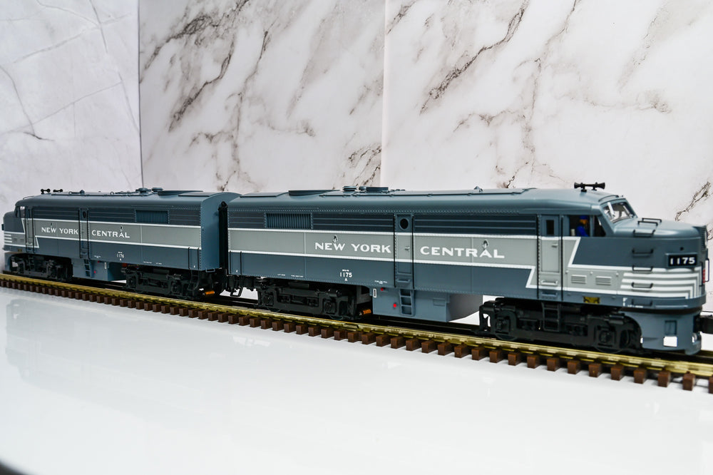 Lionel New York Central FA‑2 AA (Two Powered) | LEGACY | O Scale
